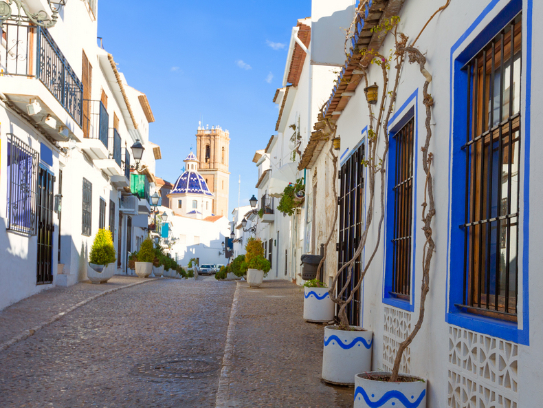 Altea Spain Travel Guide | By Author Jackie De Burca & Blogger Kelly ...