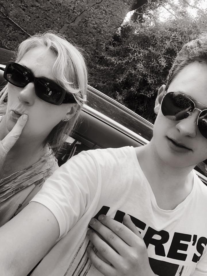 Thomas Cameron singer interview with his Mum - Travel Inspires