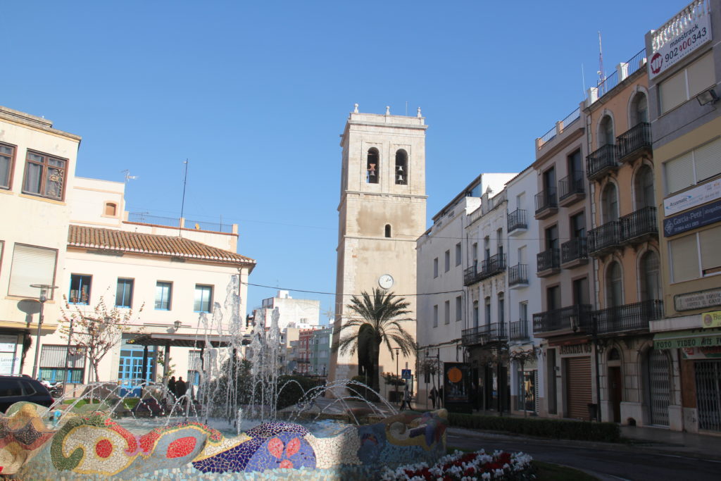 Vinaros Roundabout Fountain Spain Travel Inspires