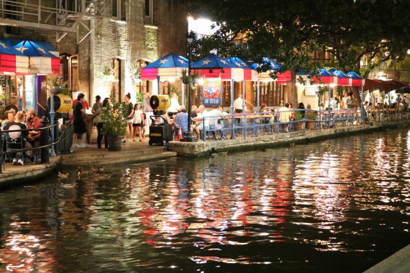 san-antonio-riverwalk-restaurants - Travel Inspires