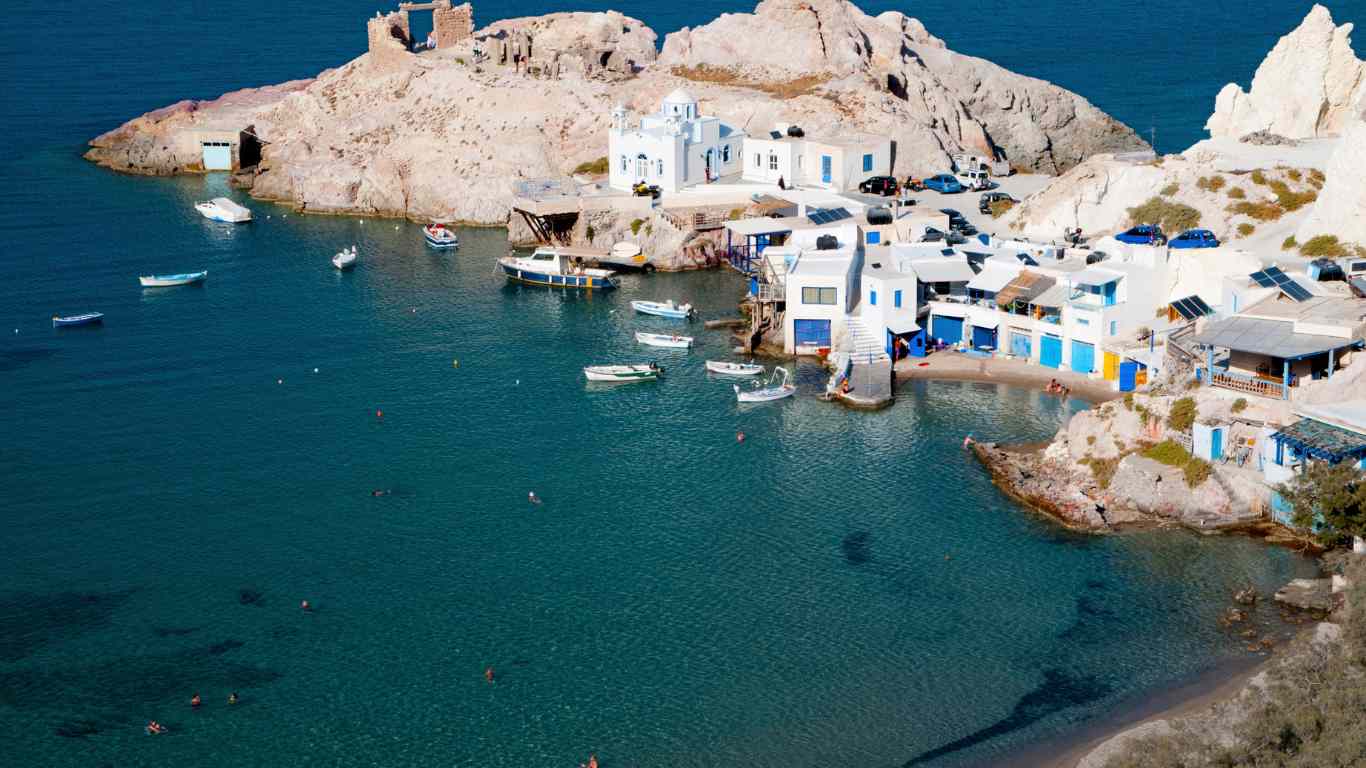 Kayaking in Greece In 4 Beautiful Biodiverse Destinations - Travel Inspires